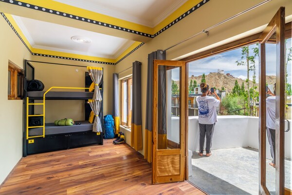 The Hosteller Leh - Hotel Bayshu - Leh
