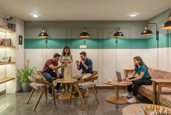 The Hosteller Nainital - Nainital