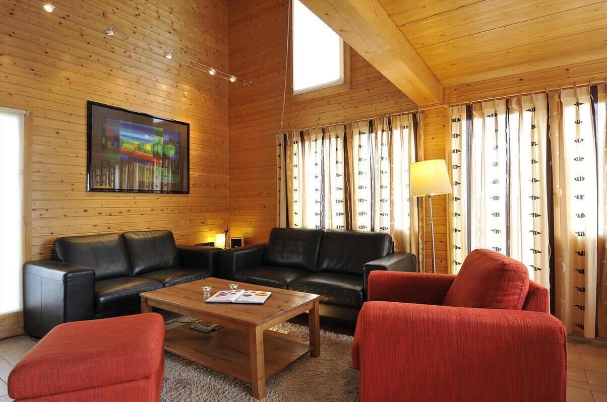 Very Comfortable Chalet For 6-7 Persons : Living  Room With Wood Stove - Gallery With Sofa-bed (1,90 - Grimentz