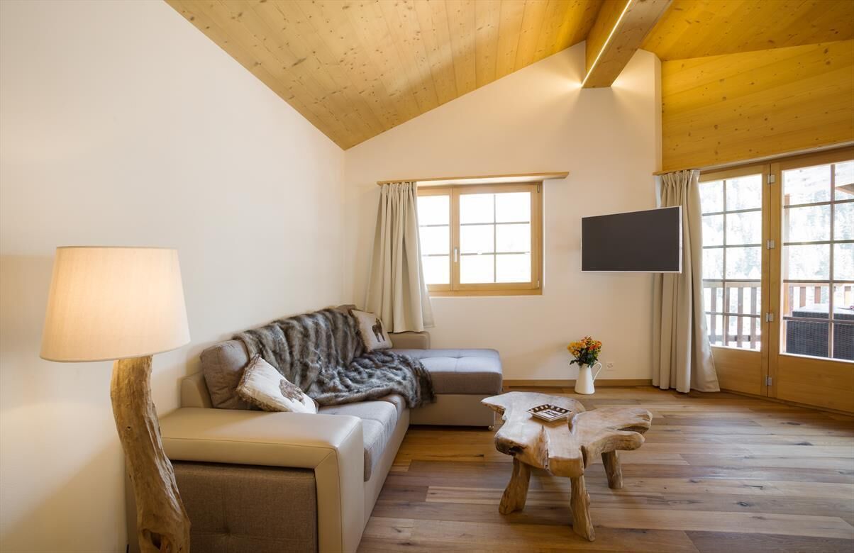 Brand New With Spa : Very Comfortable 3 Room Apartment (3rd Floor Attic) For 4-5 Persons Near The Sk - Grimentz