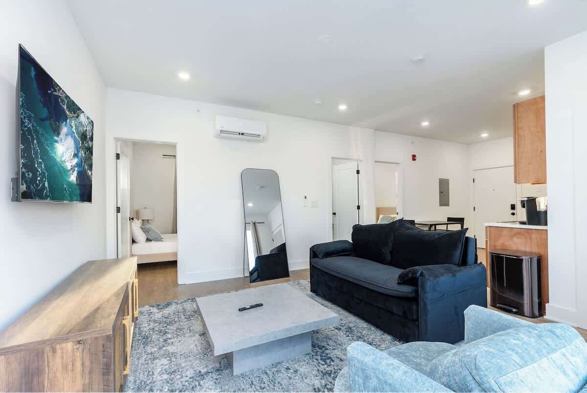 Old City - Luxury Waterview Penthouse The Heritage - Camden, NJ