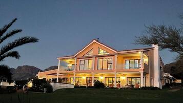 Fachada do alojamento