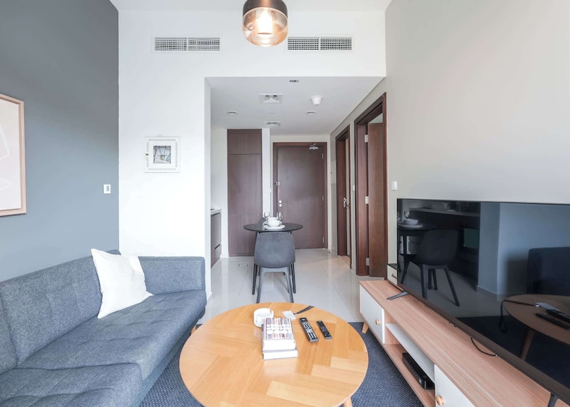 Free Housekeeping Visits During Your Stay - Stayshort - 1 Bed In Business Bay Sleeps 2 With Burj Views! - Dubái