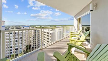 Apartamento em Condomínio Fechado, várias camas (Tradewinds 1106 - Austin Family Retre) | Terrenos do alojamento