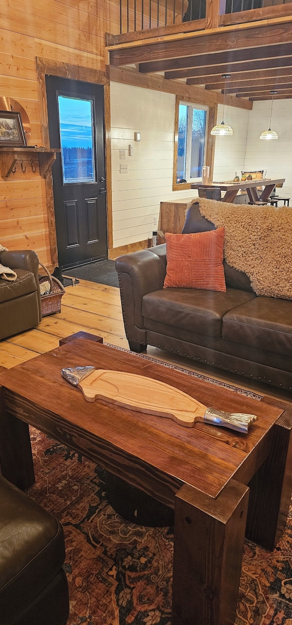 Hidden Valley Cabin, Nestled Along The Pembina River - 알버타