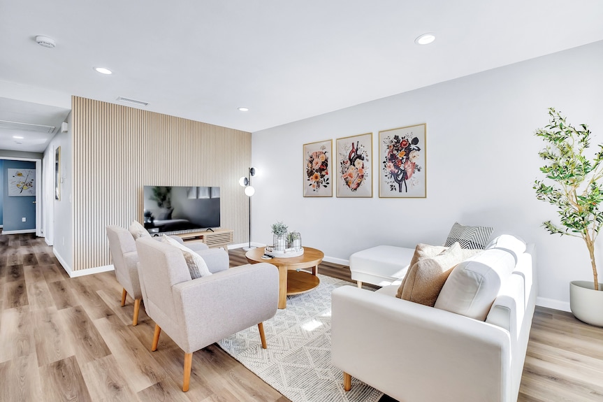 4 Min From Ucr, Open Floor-plan, Monthly Stays Available - 폰태너