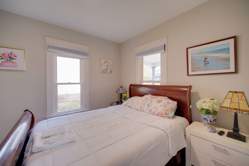 Pet-Friendly Highland Square Home w/ Workspace - Akron | Vrbo