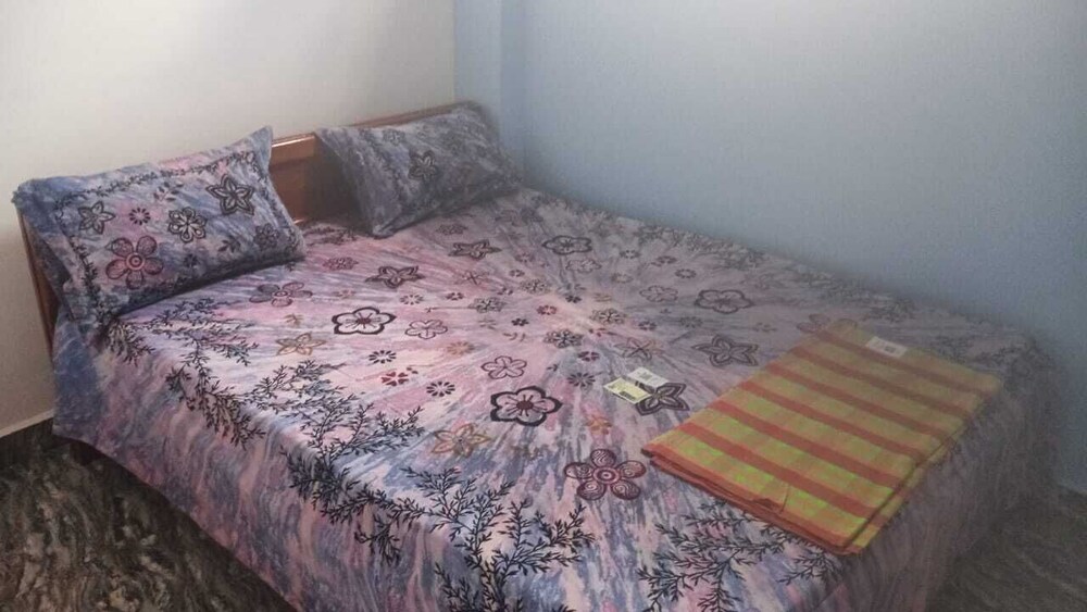 Peaceful lodge with AC in the heart of the city of Vellore for a ...