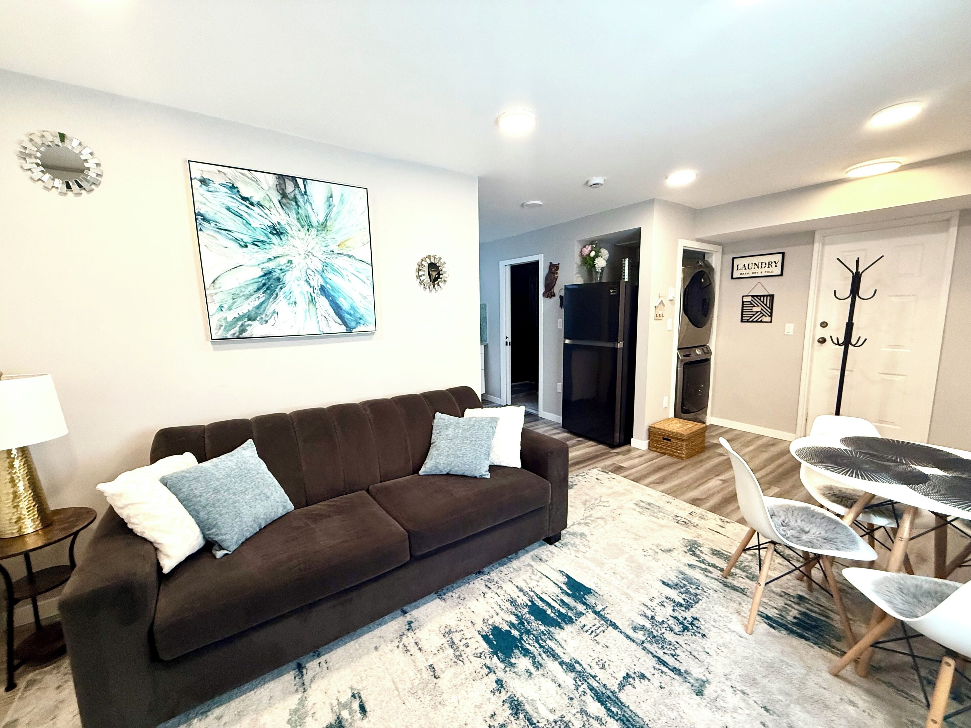 1-bedroom Cozy Private Entry Suite.\npet-friendly - Coquitlam