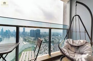 Apartamento Deluxe, 2 quartos, não fumadores, Vista para a cidade | Roupa de alta qualidade, edredões de penas, secretária 