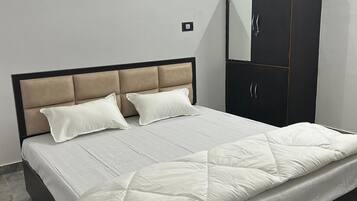 Quarto de Luxo | Camas desdobráveis, Wi-fi grátis, roupa de cama fornecida