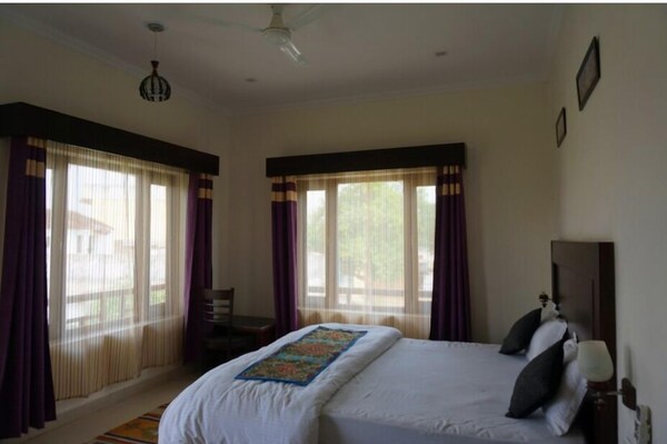 Hotel Ramayana Khajuraho - Khajuraho