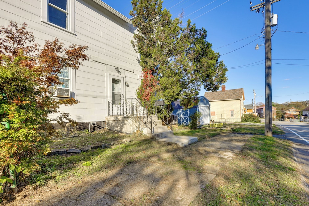 5 Mi To The Jumonville Cross: Home W/ Fenced Yard - Nemacolin, PA