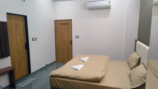 Shree Vallabh Resort - Nathdwara