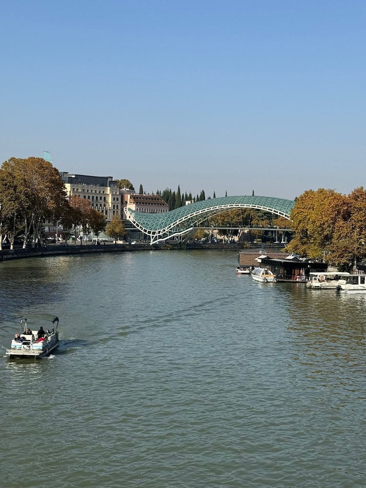 Lucky Hostel - Tbilisi
