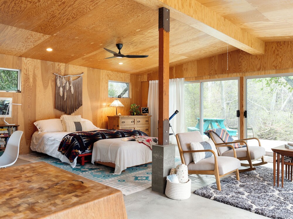 2 Rustic Mod Riverfront Cabins - Three Rivers | Vrbo