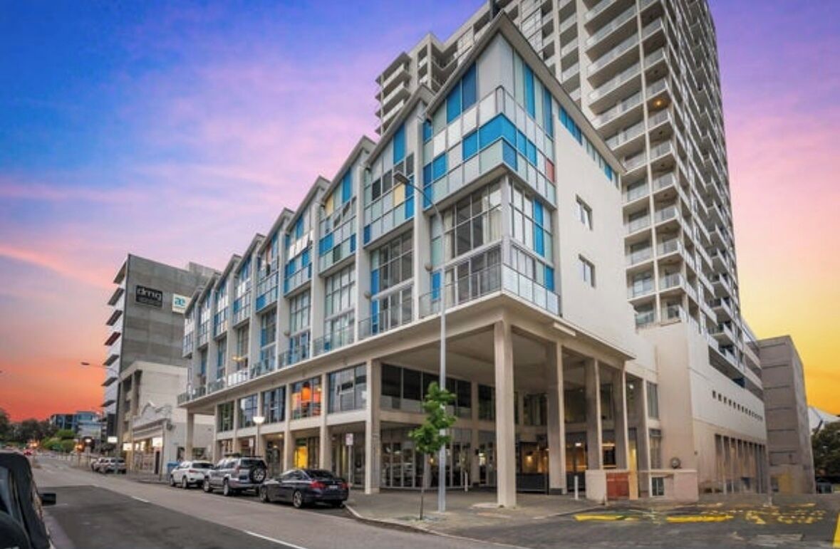 Boutique And Spacious Apartment With Stunning Views In Central Cbd - Perth