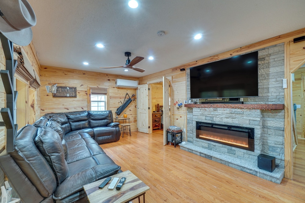 ~ 5 Mi To Scenic Hikes: Oneida Cabin On 5+ Acres - Rugby, TN