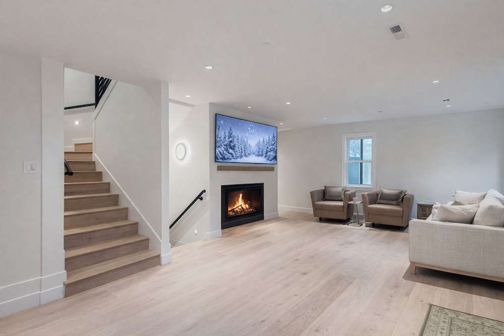 Old Town Luxe Retreat-walk To Main. Hottub-casita 173 4 Bedroom Home - Park City, UT