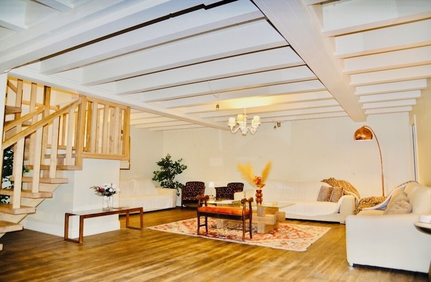 Luxury Villa With Parking/outdoor Play Area/pool/6 Suites - Bourg-en-Bresse