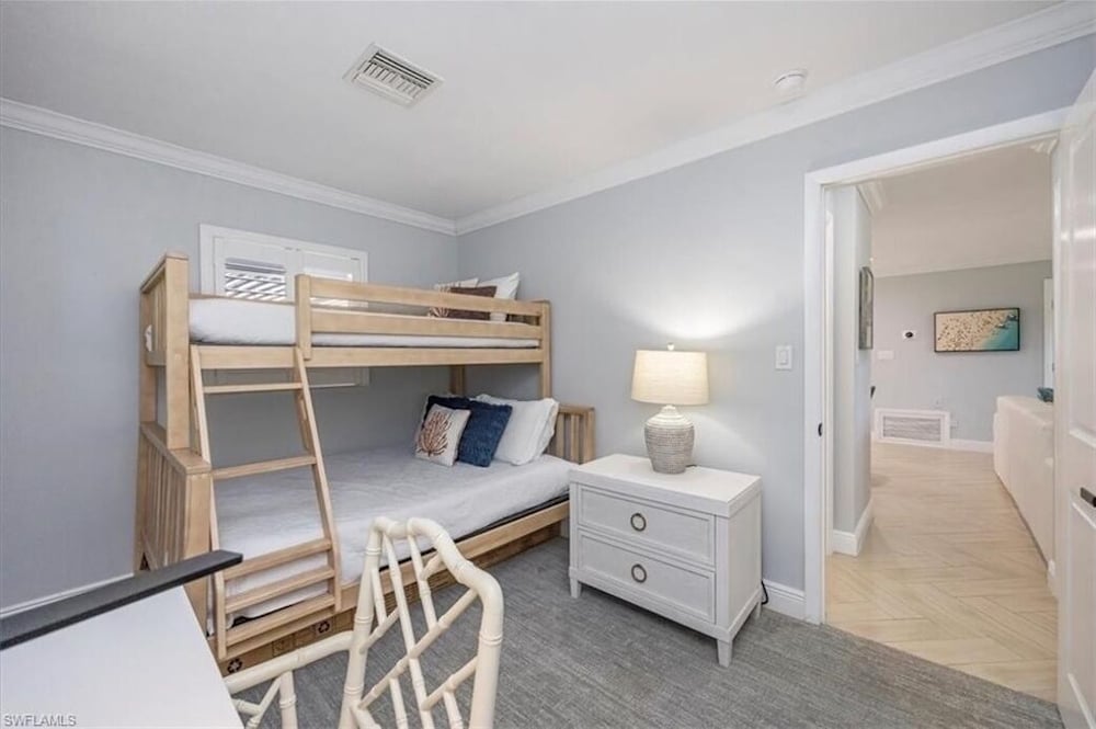 Pool House in the Heart of Naples! - Naples | Vrbo