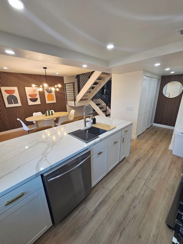 Newly Renovated 3 Bedroom Mid-Century Condo within walking distance to ...