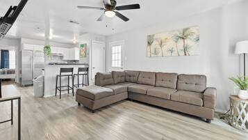 Casa Comfort, 3 quartos, aceitam-se animais de estimação | Sala de estar