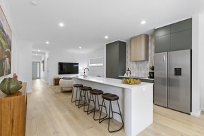 Par Dunes Retreat - Quiet Coastal Luxury Escape in Port Hughes Reviews ...