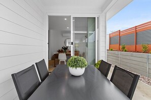 Par Dunes Retreat - Quiet Coastal Luxury Escape in Port Hughes Reviews ...