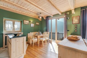 Apartamento família, vários quartos, 2 banheiros (Baita Delle Stelle) | Opções para refeição