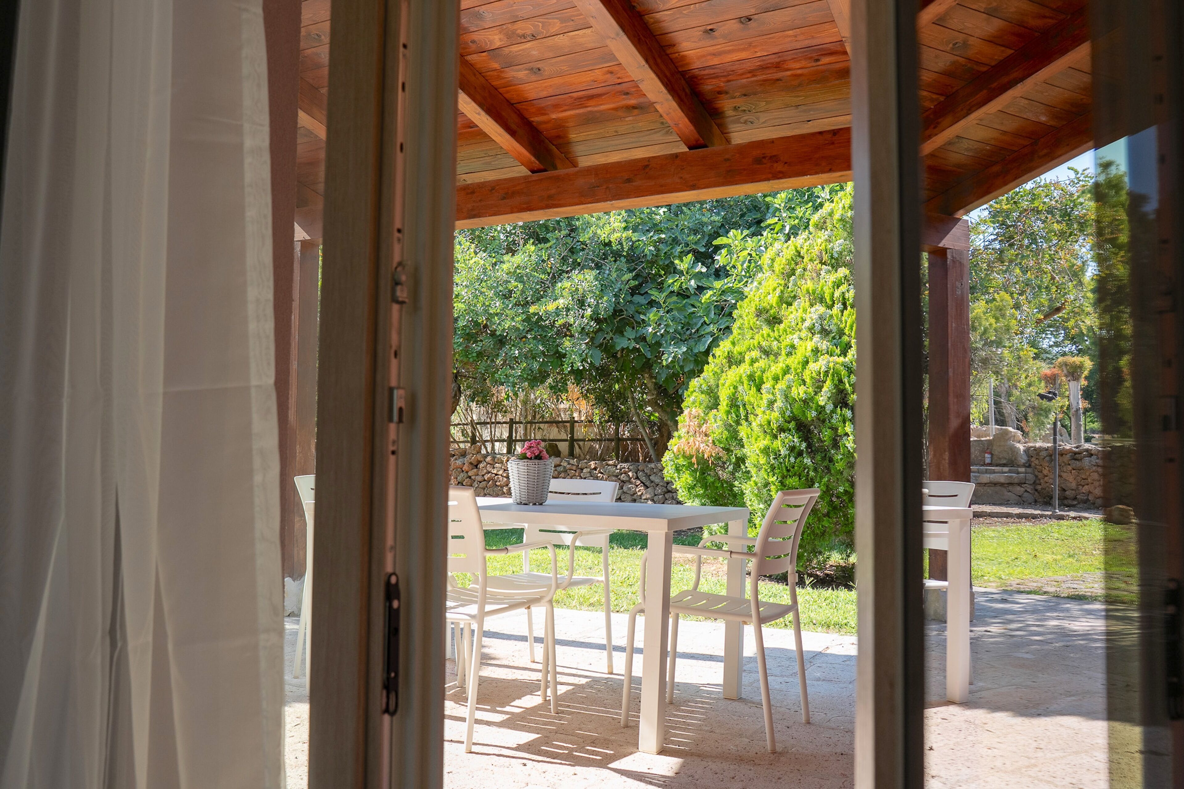 Apartamento, vista para a piscina | Terraço/pátio