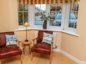 High Sea View Reviews, Deals & Photos 2026 - Expedia.co.uk