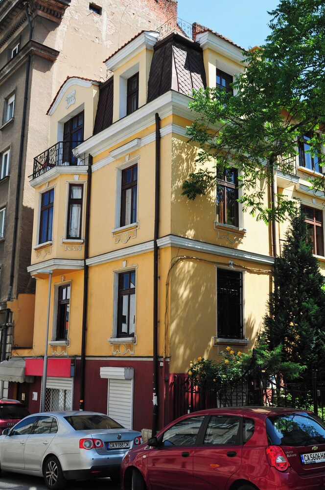 Lopera Guest House - Sofia