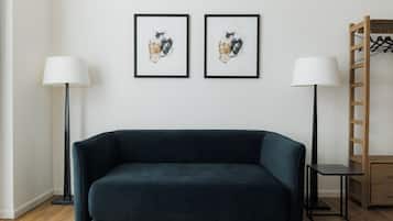 Estúdio Deluxe, 1 cama king-size e sofá-cama, kitchenette | Quartos insonorizados, berços/camas para crianças grátis, Wi-fi grátis