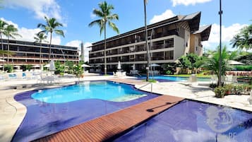 Apartamento | Piscina | 2 piscinas externas