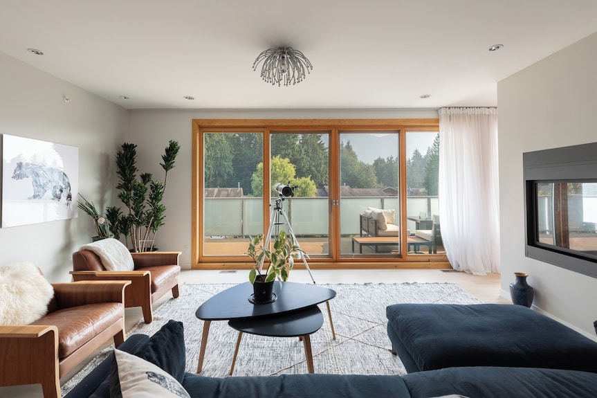 Luxury Mountain Home: Hot Tub, Chief Views, Secure Garage For Ski/bike Gear - Squamish