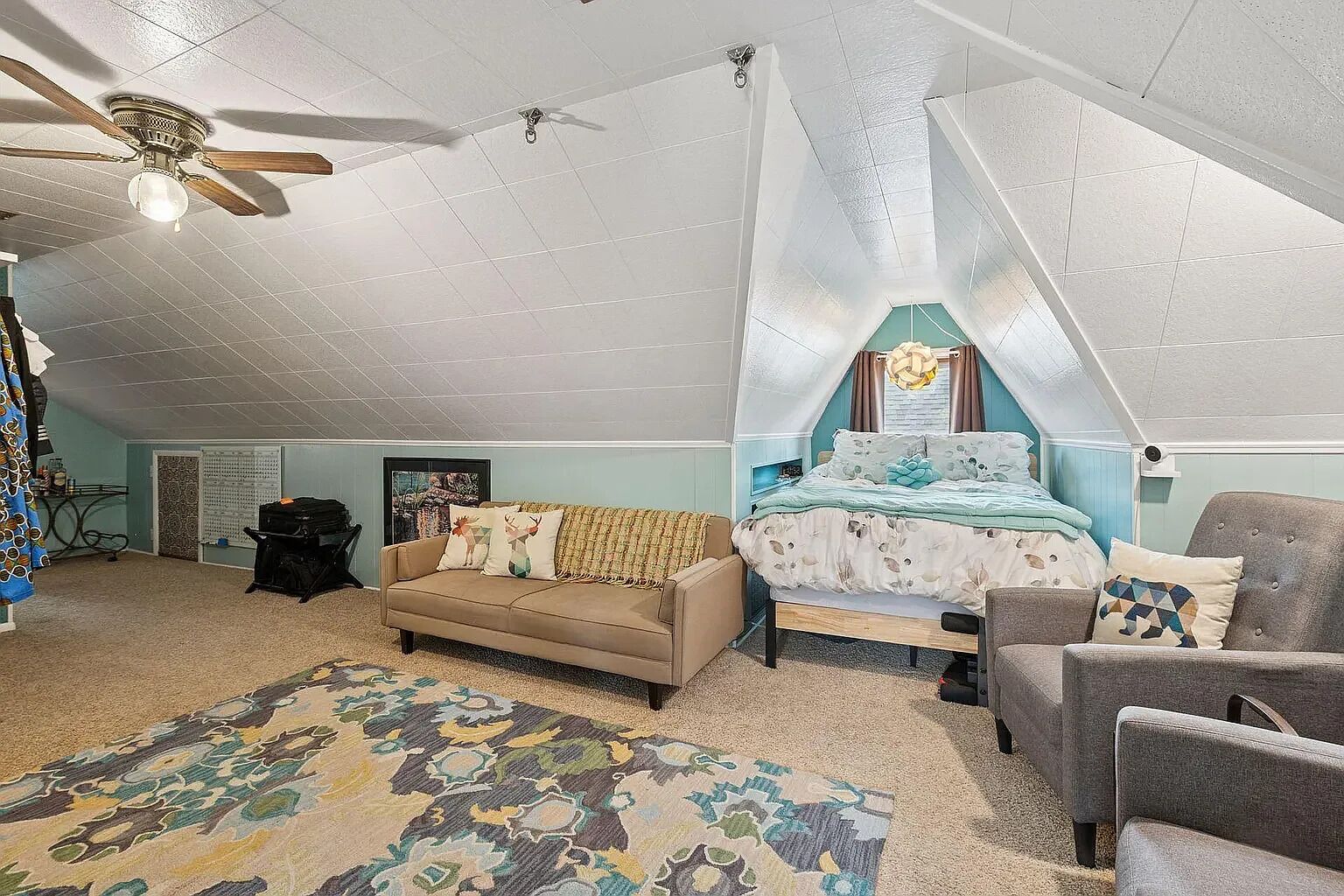 Charming House In Brilliant Minneapolis Perfect For Your Next Getaway - Minneapolis, MN