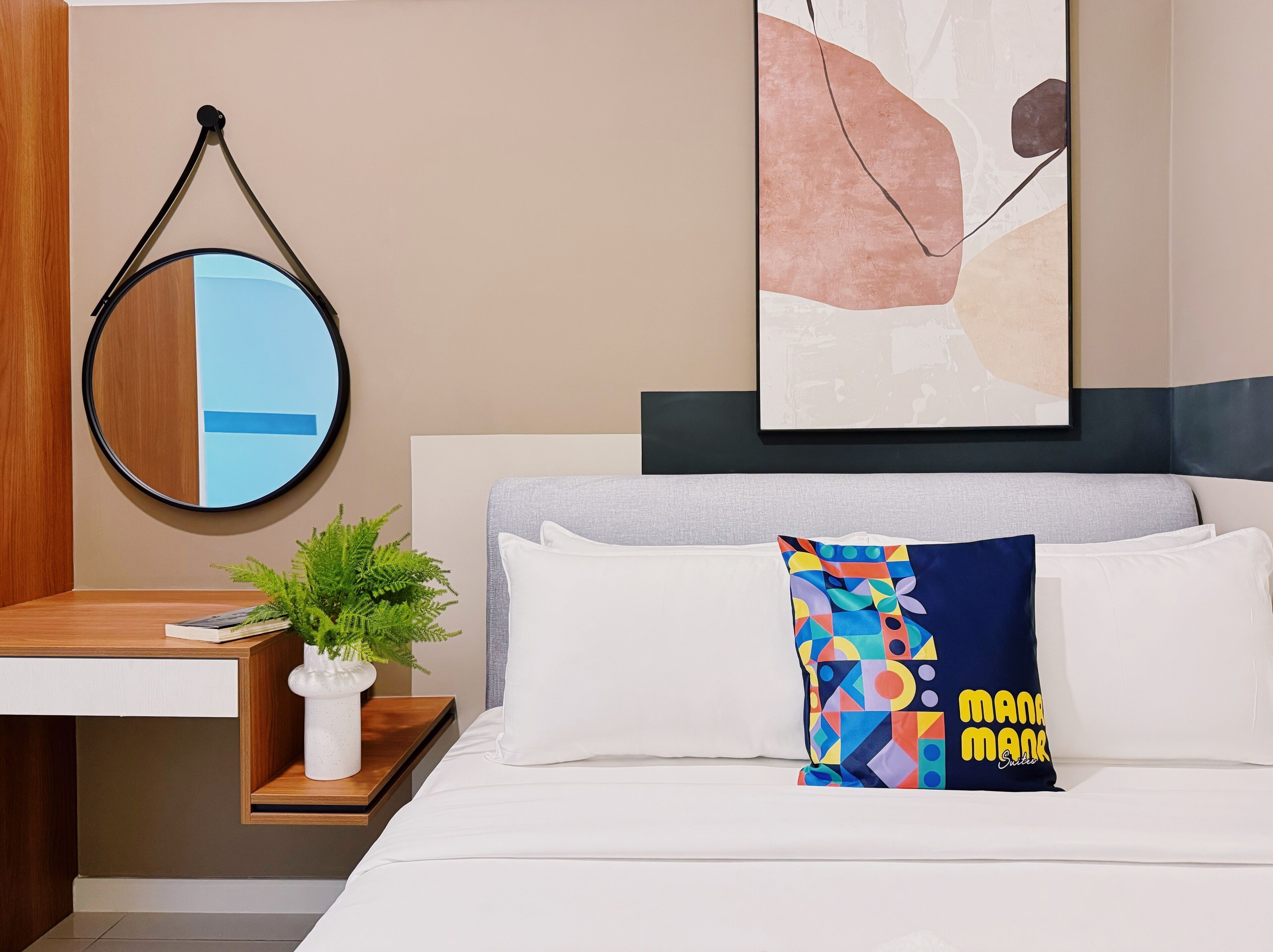 Ferros/tábuas de passar roupa, Wi-Fi de cortesia, roupa de cama