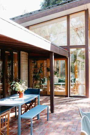 An Architectural Bush Retreat near Yarra Valley Reviews, Deals & Photos ...