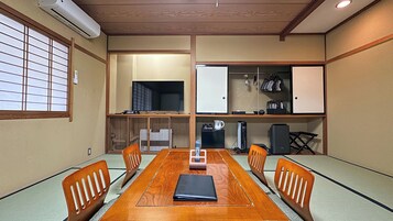 Quarto em estilo japonês, vista para a montanha (Deluxe) | Wi-fi grátis 