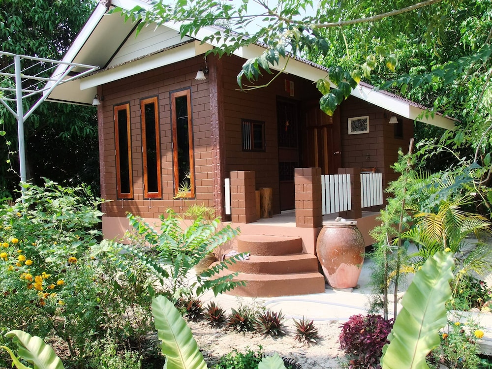 Bansuan Banjong Akkson - Rayong