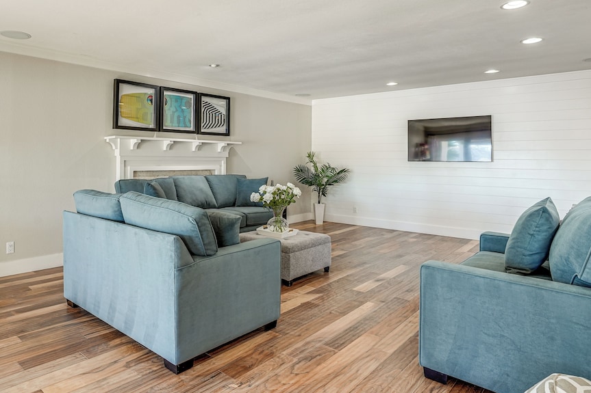 5 Min To Fast Water: Waterfront Discovery Bay Home - 愉景灣