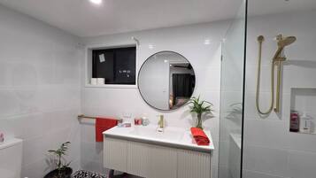 Estúdio, 1 quarto | Banheiro