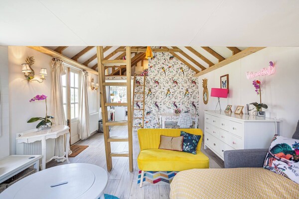 Tiny House In Wonderland - Sussex