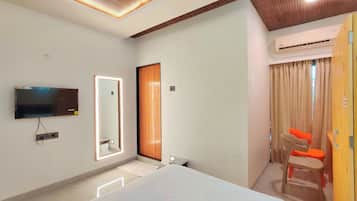 Quarto luxo | Escrivaninha