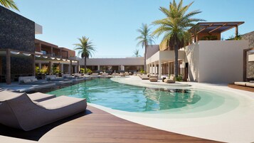 Piscina externa sazonal, funciona das 9h às 20h, guarda-sóis