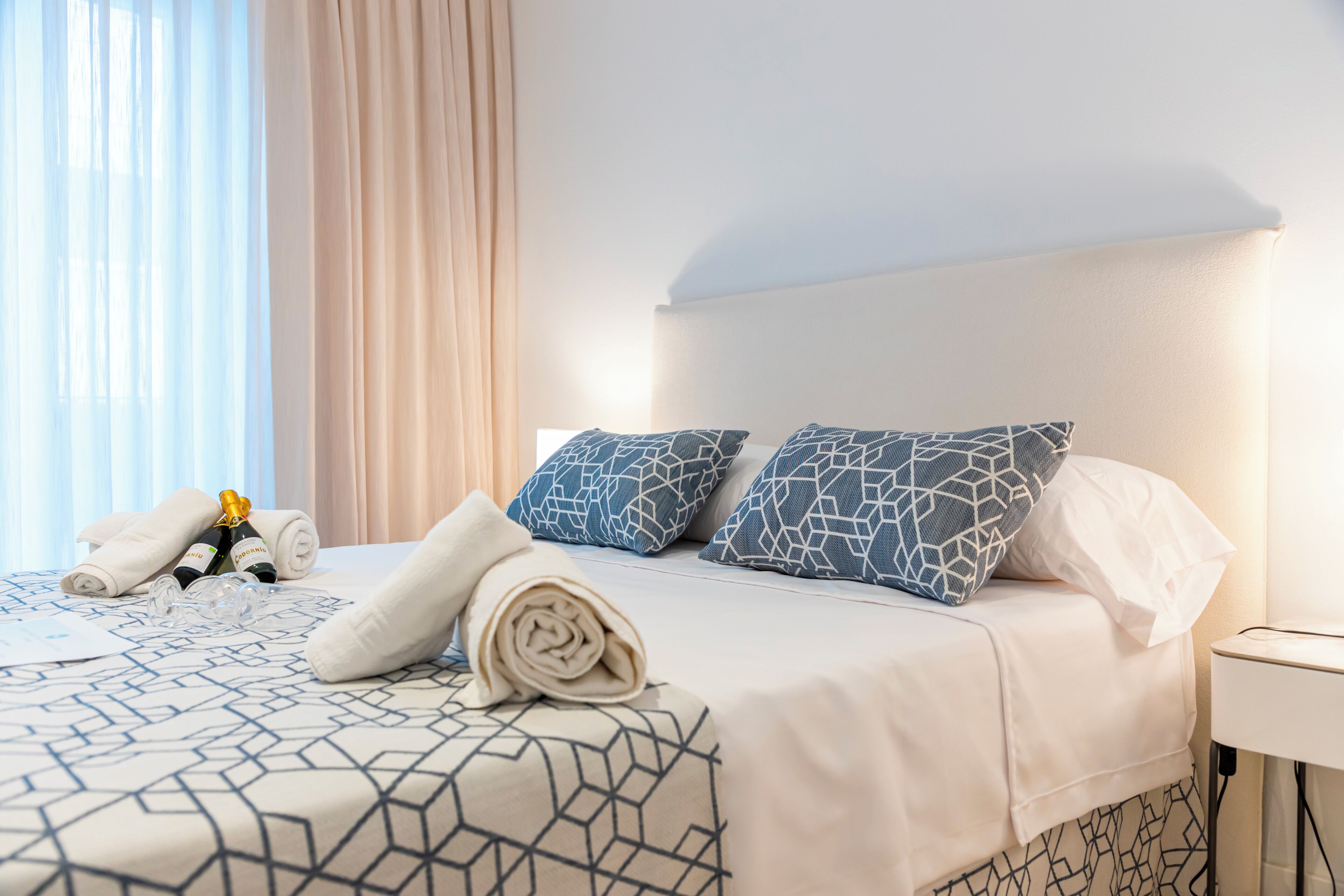 Apartamento, varanda, Vista para a cidade | Ferro/tábua de engomar, Wi-fi grátis 