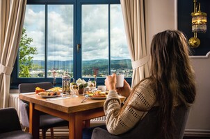 Pequeno-almoço tipo buffet diário incluído 