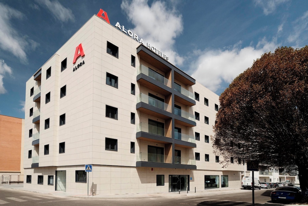 Alora Apartamentos Mérida Reviews, Deals & Photos 2025 - Vrbo