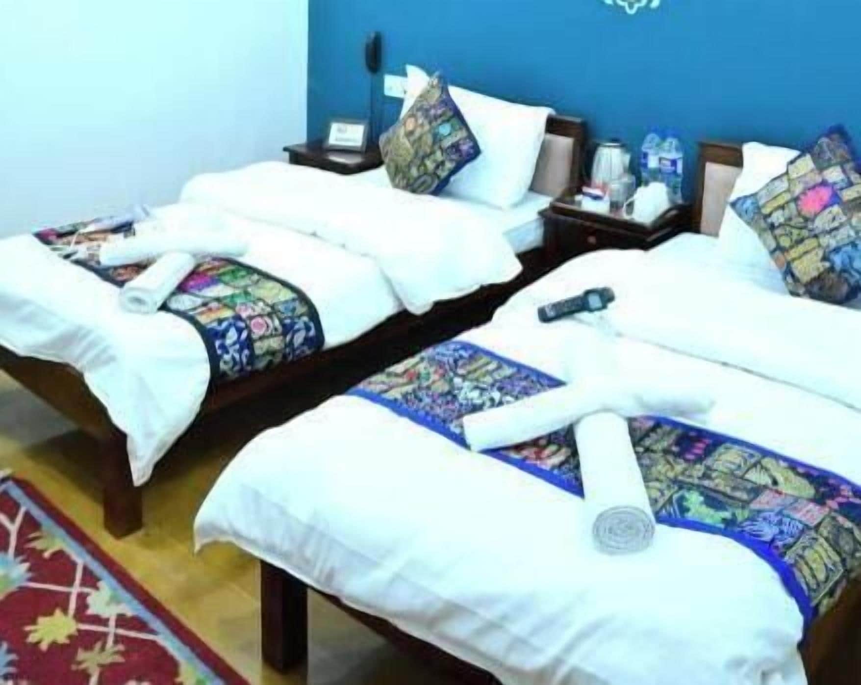 Secretária, quartos insonorizados, Wi-fi grátis 